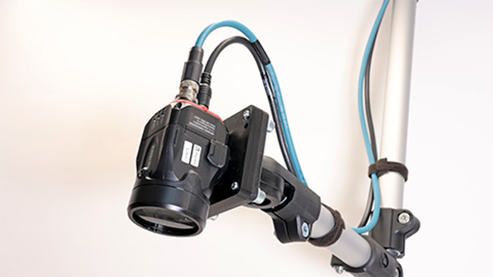 带全集成测试技术的高压测试台系统 | Komax